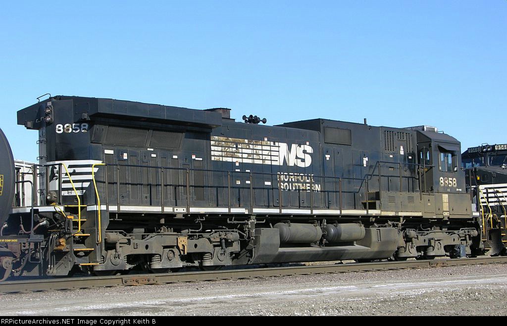 NS 8858